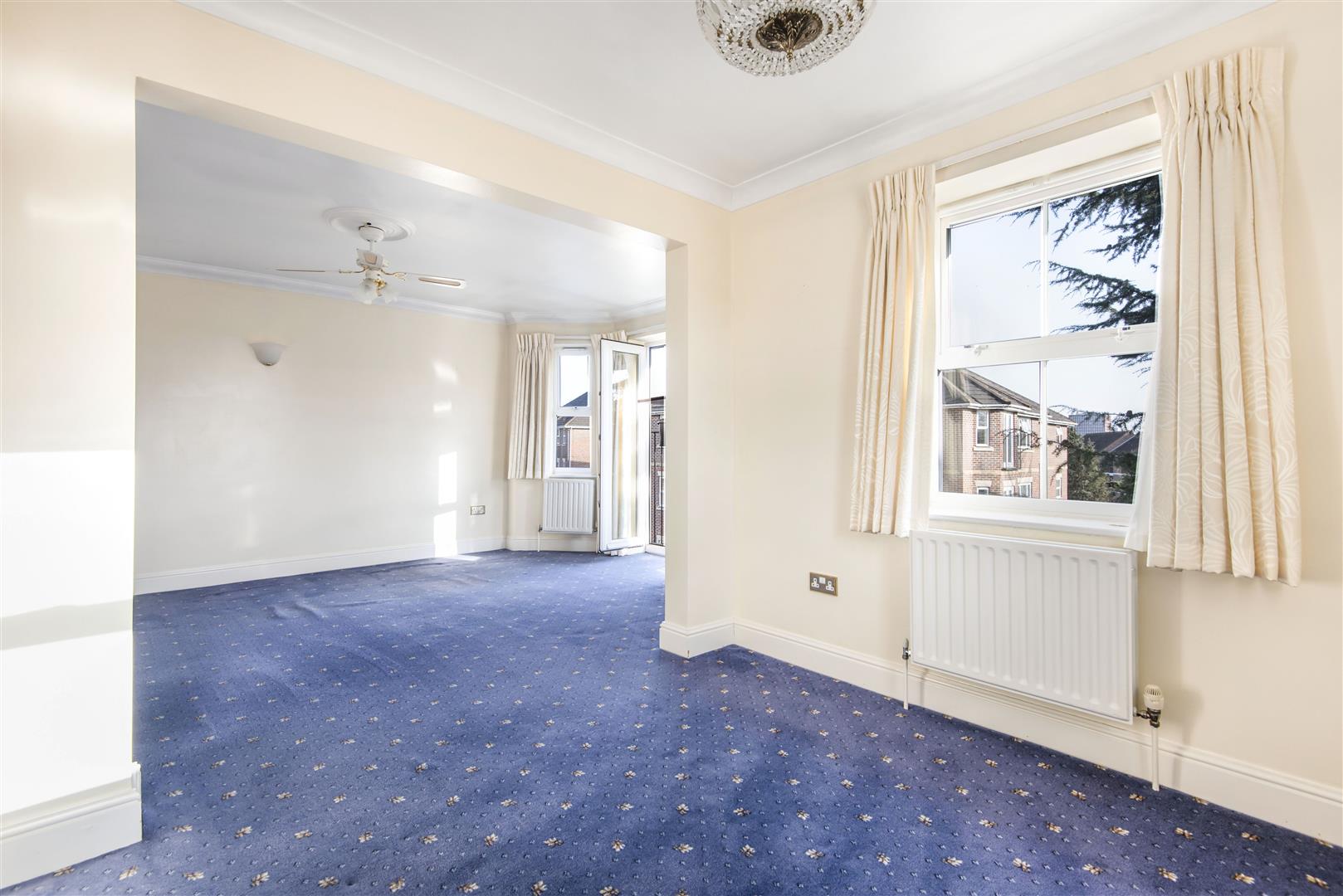 Abbotsmead Place, Caversham, Reading, RG4 8BB - Walmsley