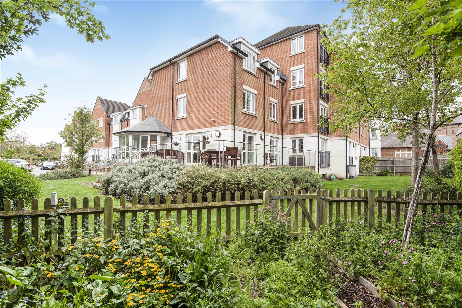 Crayshaw Court Caversham, Reading - Walmsley