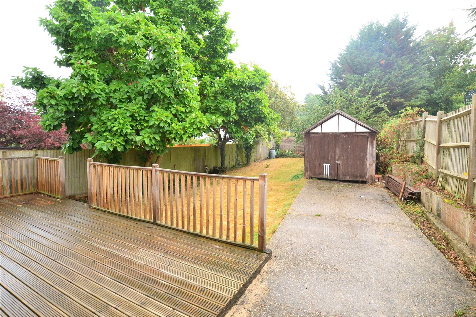 Western Elms Avenue, Reading - Walmsley