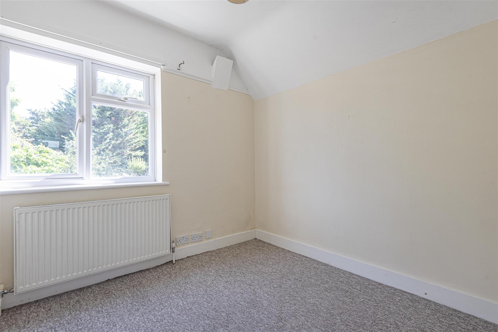 Western Elms Avenue, Reading - Walmsley