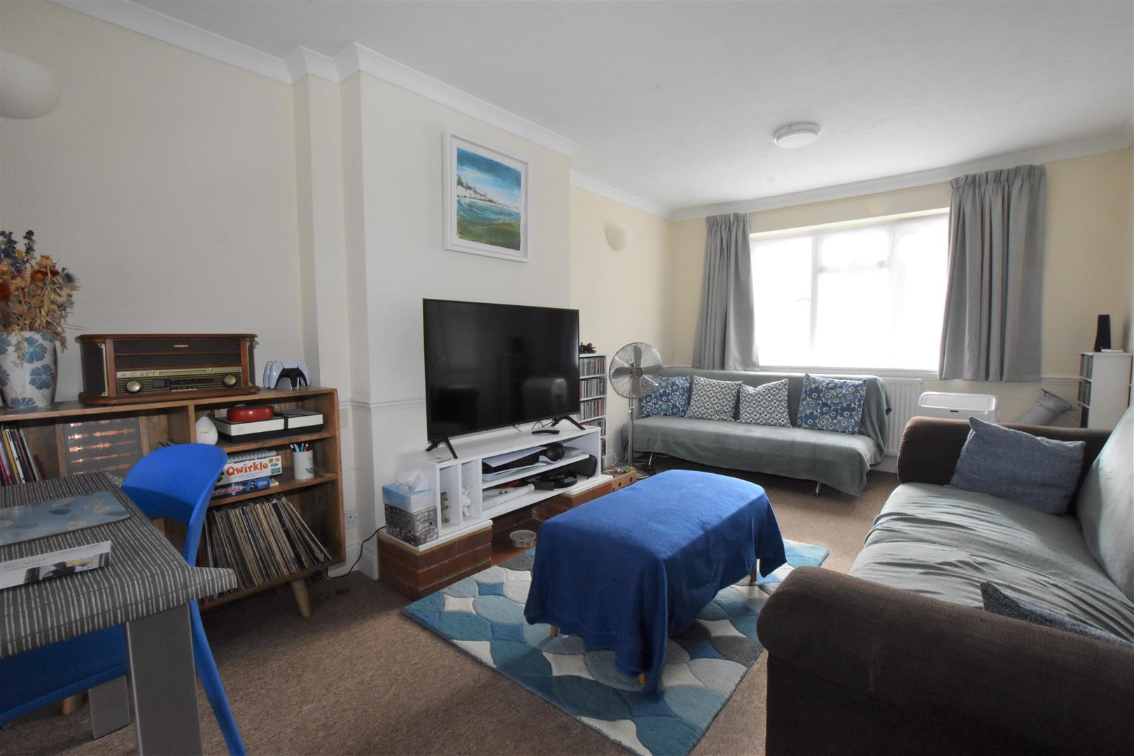 Newbery Close, Tilehurst - Walmsley
