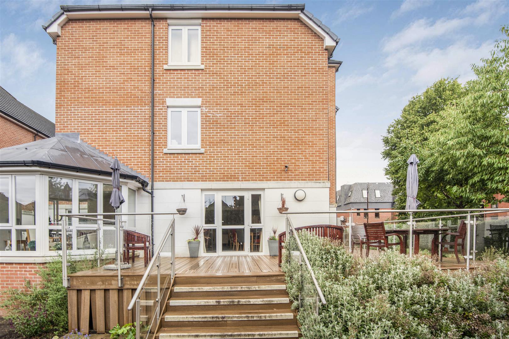 Crayshaw Court, Caversham, Reading RG4 8EQ - Walmsley
