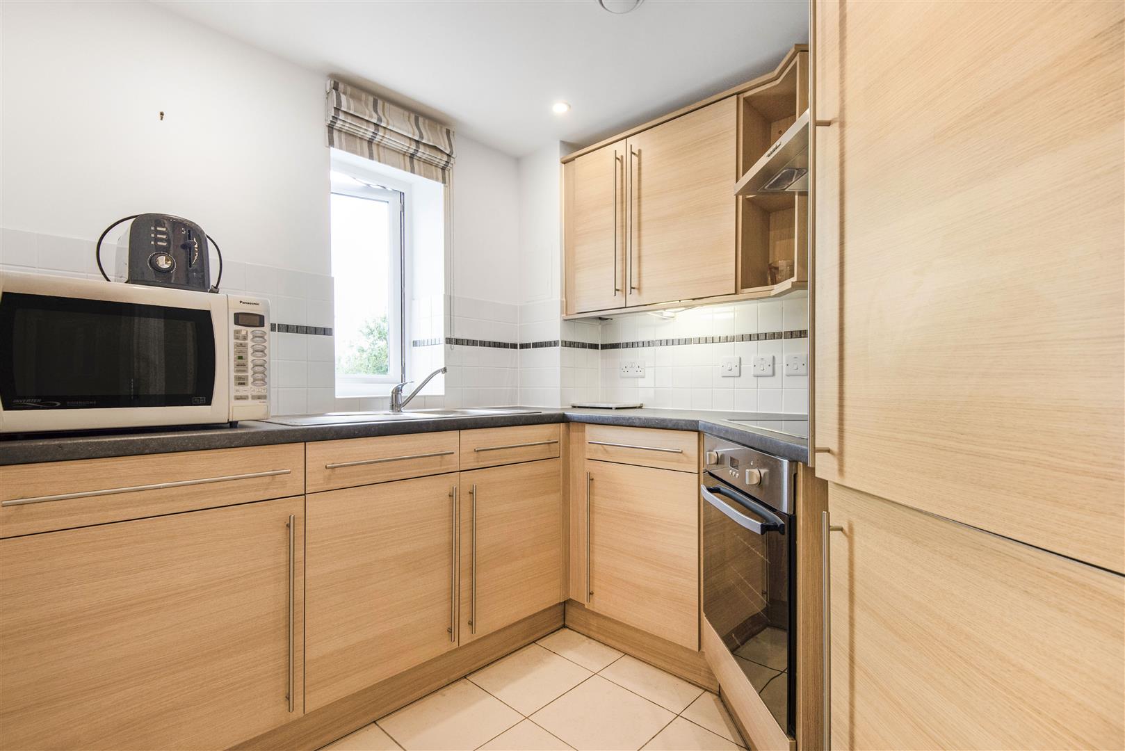 Crayshaw Court, Caversham, Reading RG4 8EQ - Walmsley