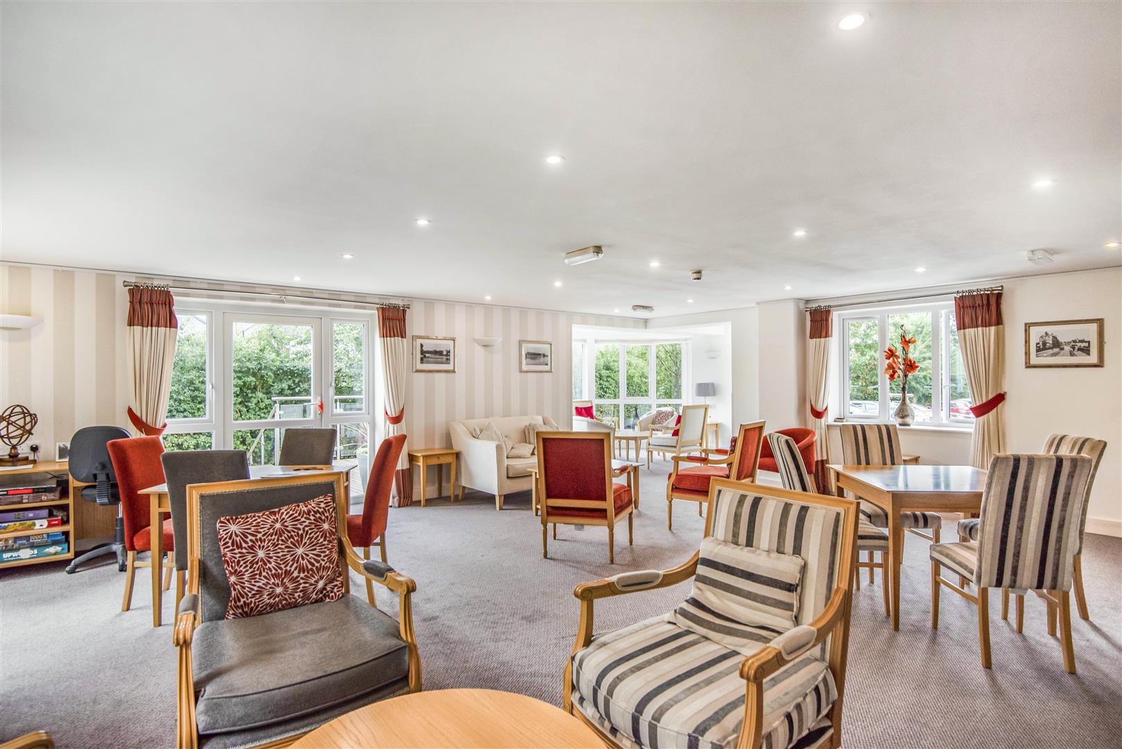 Crayshaw Court, Caversham, Reading RG4 8EQ - Walmsley