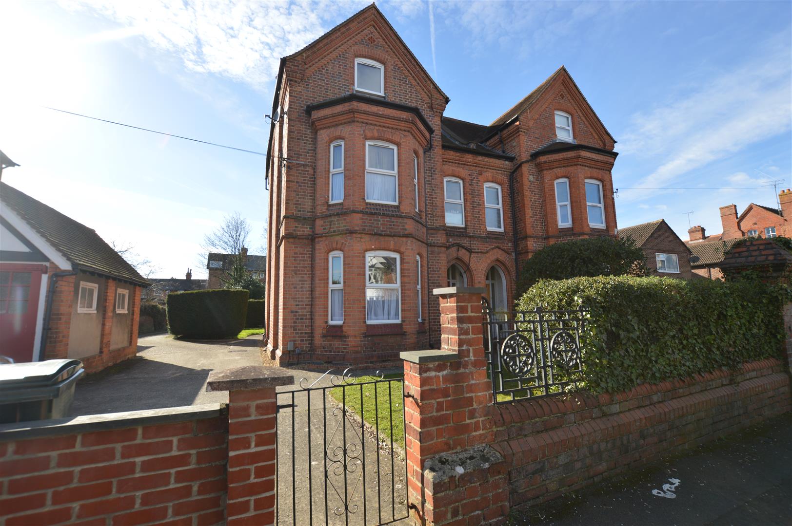 Hamilton Road, Reading - Walmsley