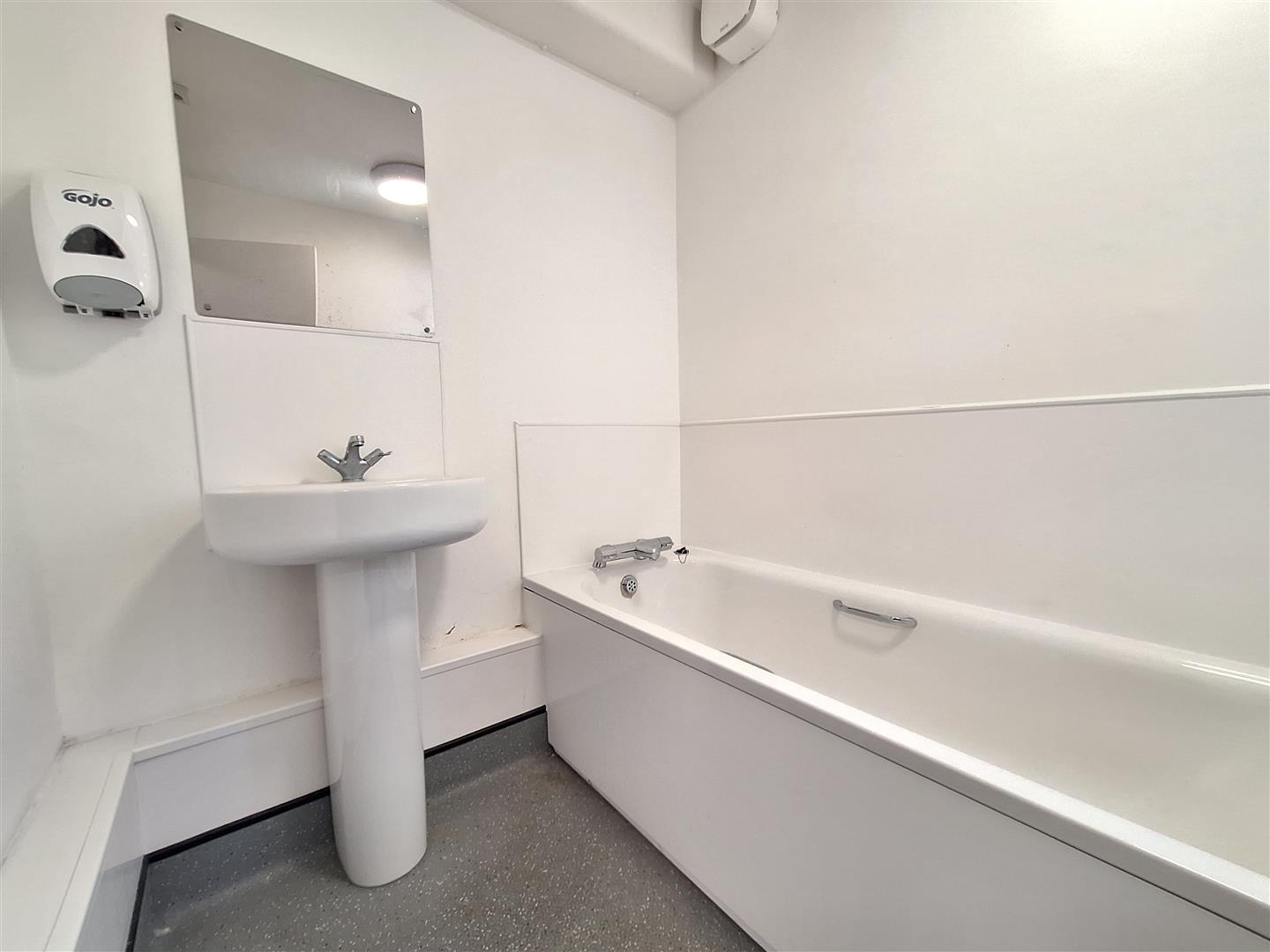 Room 36 Martindale Court - Walmsley